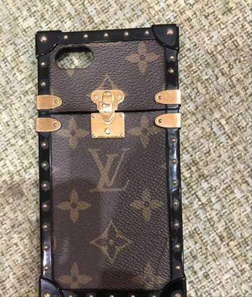 Продам настоящий чехол Louis Vuitton