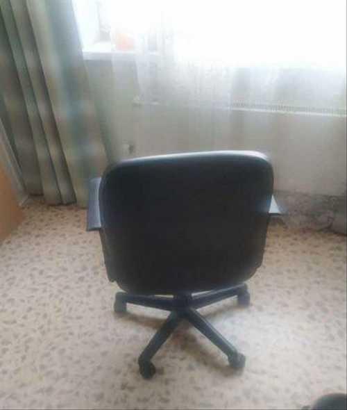 Офисное кресло на перетяжку