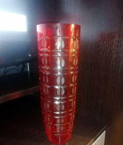 Рубиновая ваза хрусталь 30см