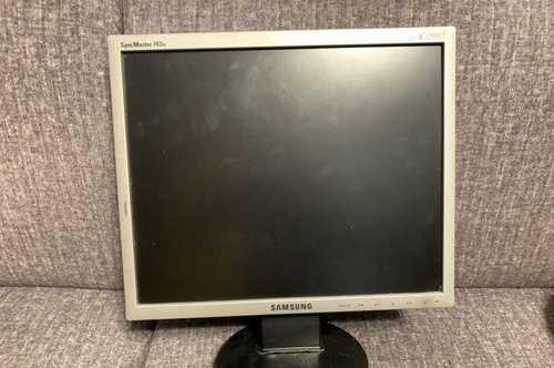 Монитор Samsung Syncmaster 743n