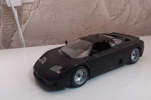 Модель 1:24 Bugatti 11 Gb 1991