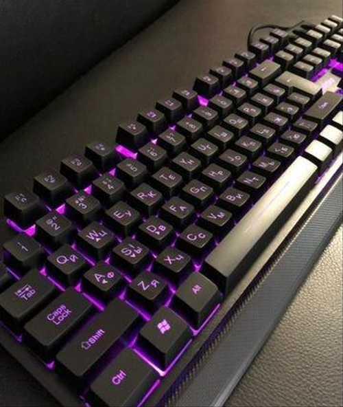 Проводная игровая клавиатура с подсветкой