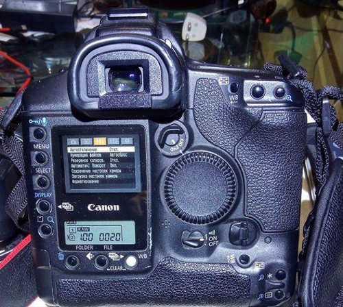Зеркальная камера Canon EOS-1 Ds Mark II