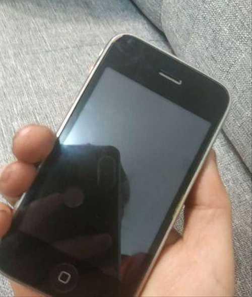 Продам iPhone 3g