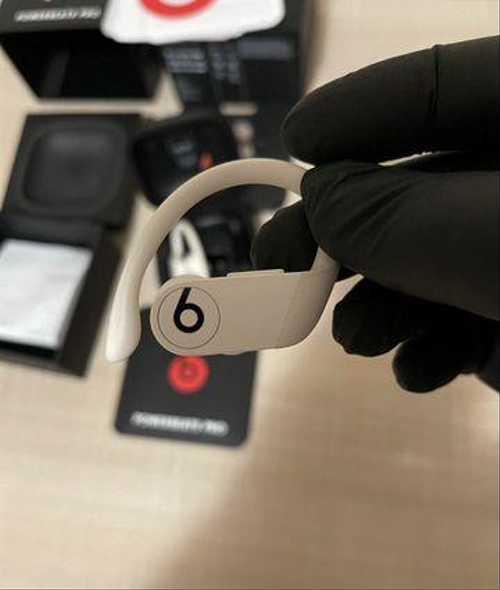 Beats powerbeats Pro White