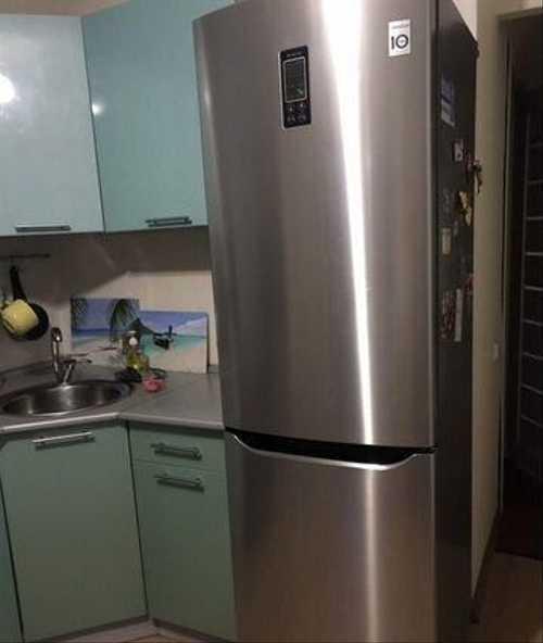 Холодильник LG металлик, ЖК дисплей (установка тем