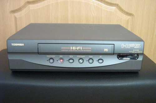 Комплект видеоплеер + DVD- рекордер