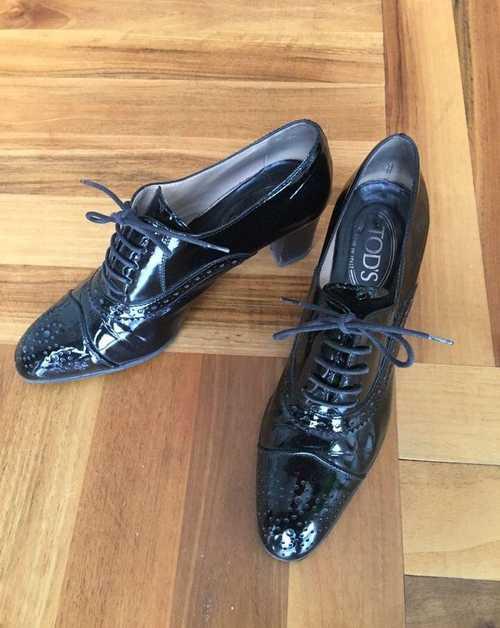 Ботинки женские бренда Tods