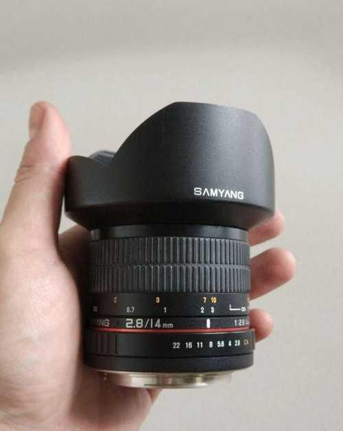 Samyang 14mm f/2.8 Canon EF ширик