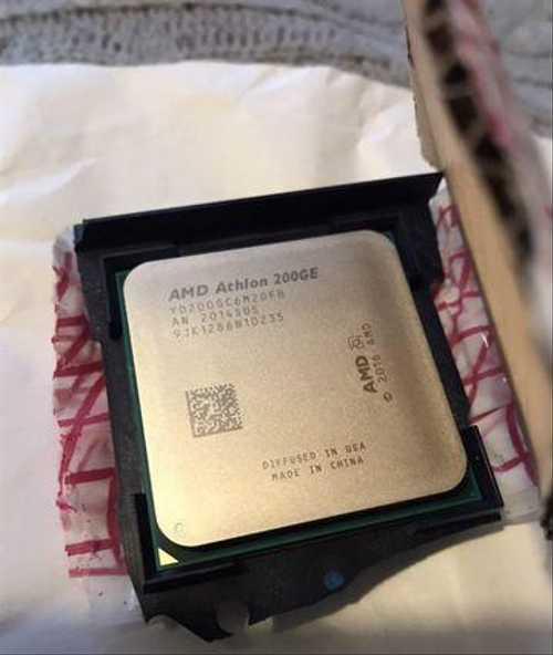 AMD Athlon 200GE Процессор