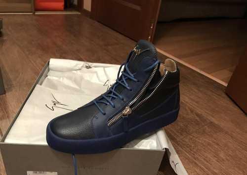 Продам Giuseppe Zanotti Design оригинал