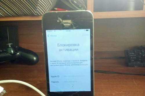 iPhone 4s 64 гб зпблочен на apple id (на запчасти
