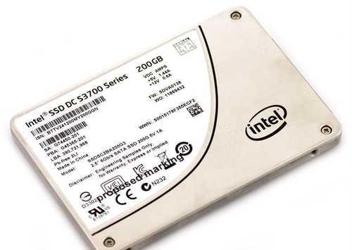 Intel SSD DC S3700 200 GB