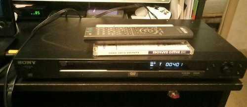 DVD плеер Sony NS330