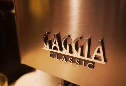 Продам рожковую кофеварку Gaggia Classic+кофемолка