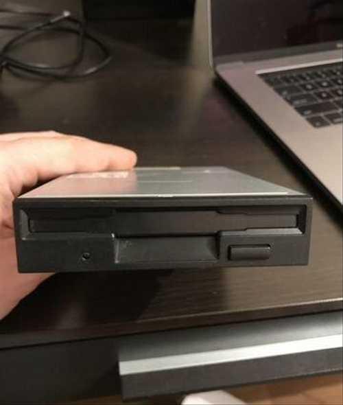 Floppy дисковод Sony для 3.5 дюймовых дискет