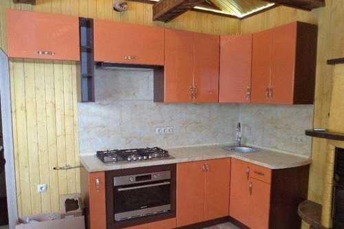 Метраж-Комбинированная кухня в цвете Оранж+ Венге