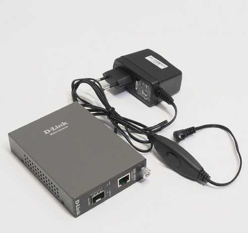 Dmc 805g. D-link DMC-805g. Медиаконвертер d-link DMC-805g. D link 805g. Удлинитель HDMI.