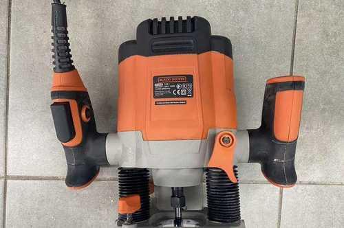Фрезер Black&Decker KW1200E