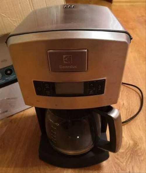 Кофеварка Electrolux EKF7400