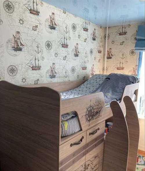 Двухъярусная кровать детская
