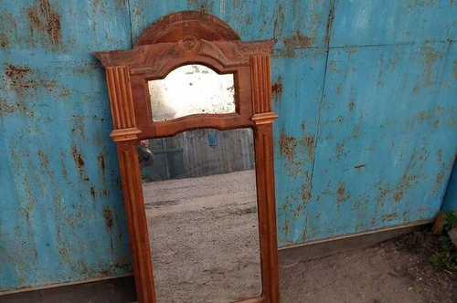 Старинное напольное зеркало