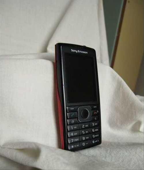 Кнопочный телефон Sony Ericsson Cedar (J108i)
