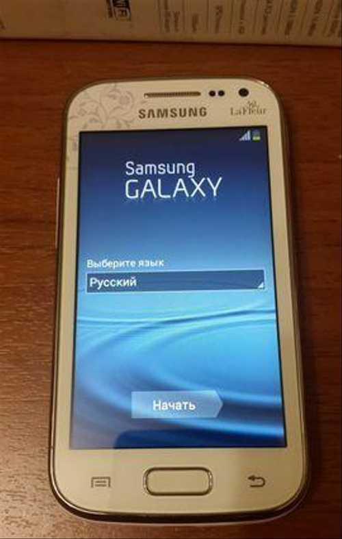 Samsung GT-I8160 Galaxy Ace 2 La Fleur