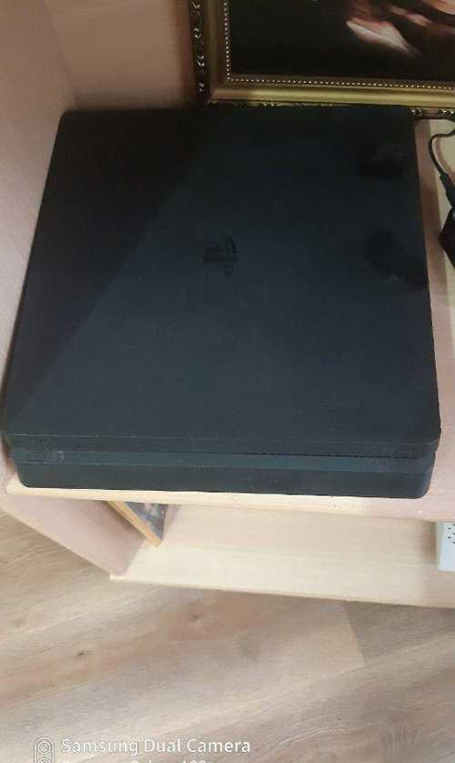 Продам Sony PS 4