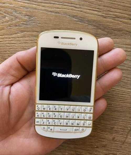 Телефон BlackBerry q10 special edition