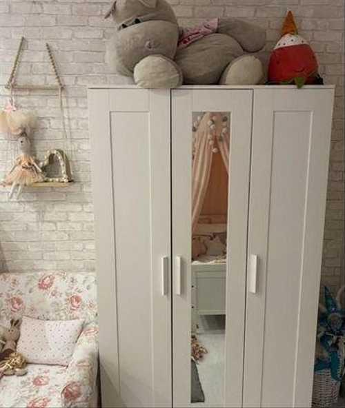 Шкаф IKEA бримнэс, размер 117/190, состояние отлич