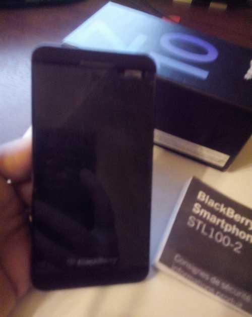 Продам телефон BlackBerry Z10 STL100-2