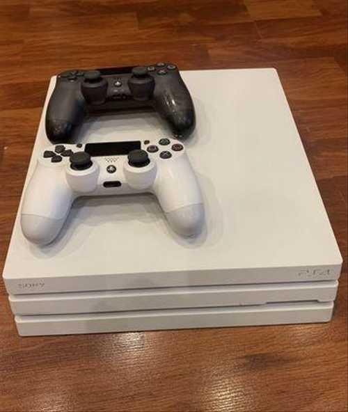 Sony PS4 pro 2tb white