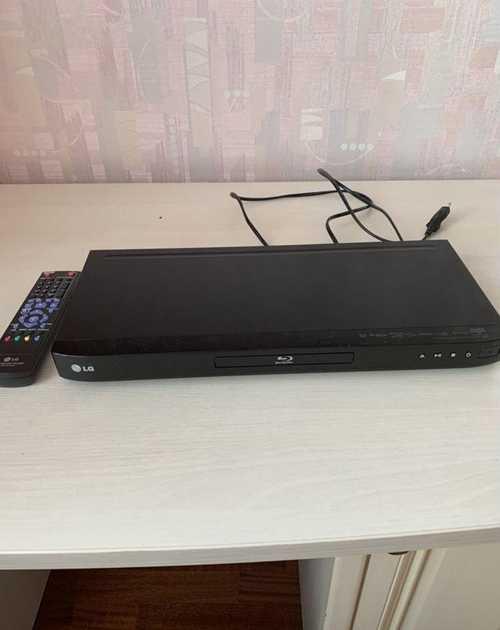 Blu-ray плеер LG BD550