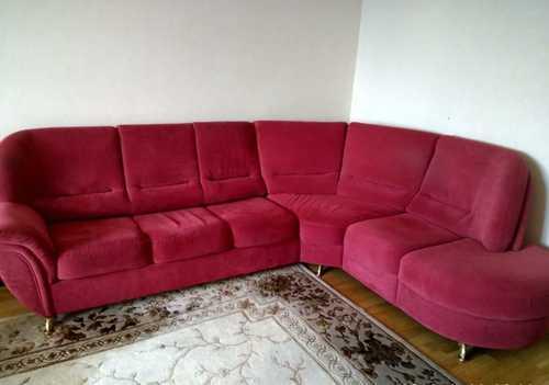 Мега удобный бордовый угловой диван
