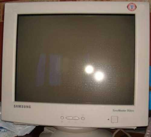 Монитор ЭЛТ SAMSUNG Syncmaster 753dfx