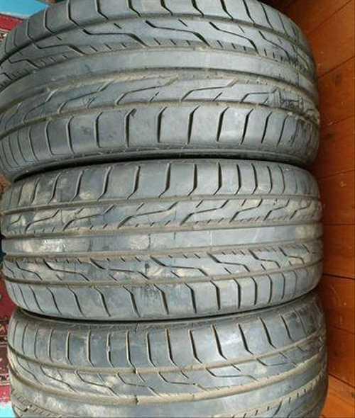 Toyo 225/45 R17 94