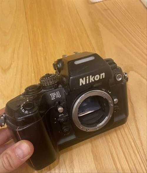 Поеночный фотоаппарат Nikon F4