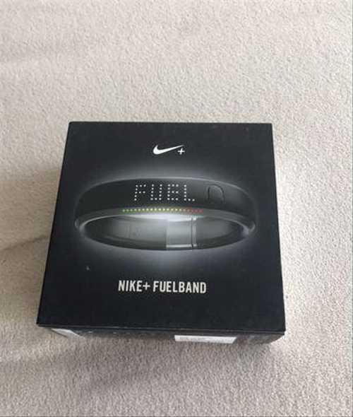 Спортивный браслет Nike FuelBand (размер M/L)
