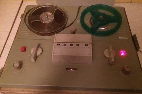 Магнитофон Яуза 1972г
