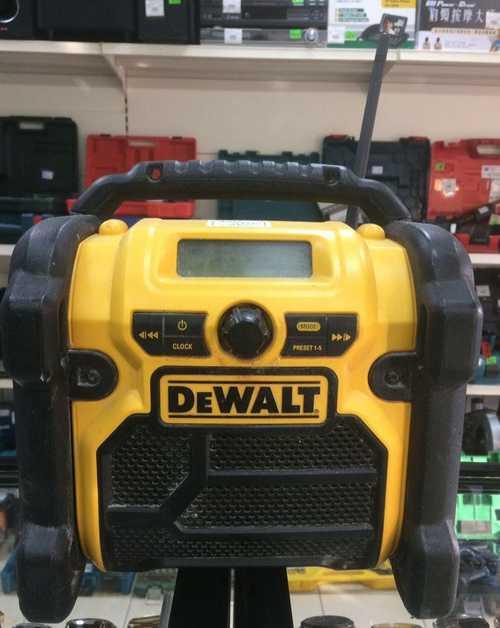 Радиоприёмник dewalt DCR018