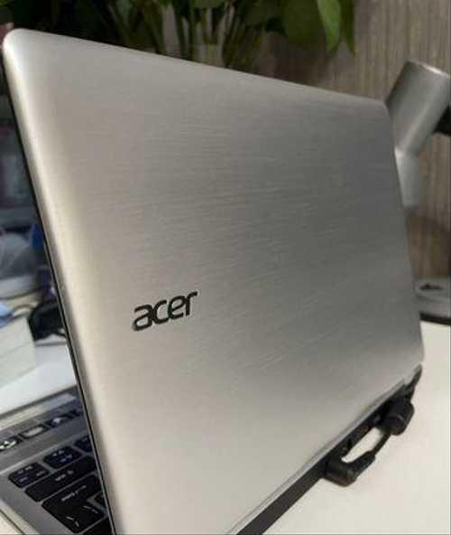 Ноутбук Acer Aspire E3-111-C596
