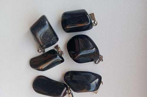 Соколиный глаз камень