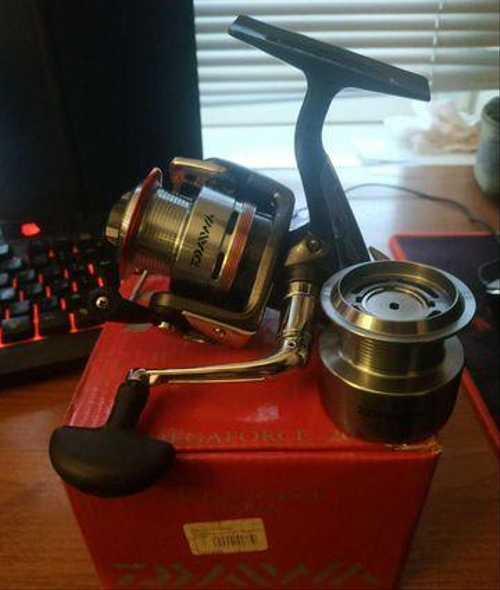 Катушка daiwa megaforce 2000