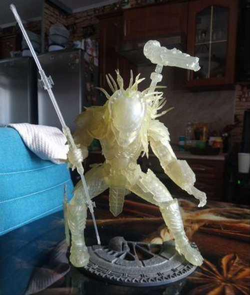 Хищники McFarlane (12 дюймов)