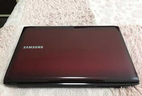 Красивый, Быстрый i3, Большой 17,3" Samsung R780