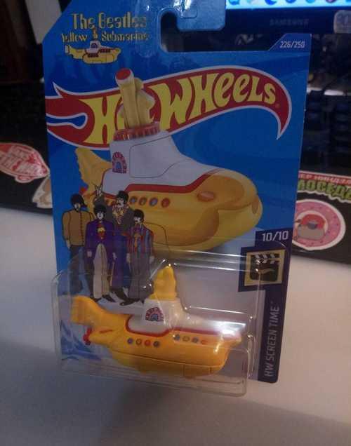 Hot Wheels Beatles Yellow Submarine TH