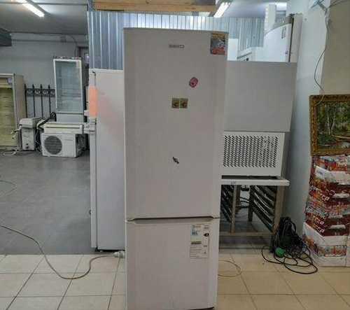 Холодильник Beko CS 325000 (1)