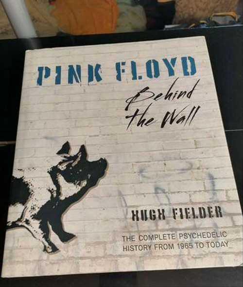 Книга Pink Floyd Behind the wall