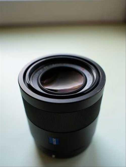 Sony Carl Zeiss Sonnar T* 55mm f/1.8 ZA SEL-55F18